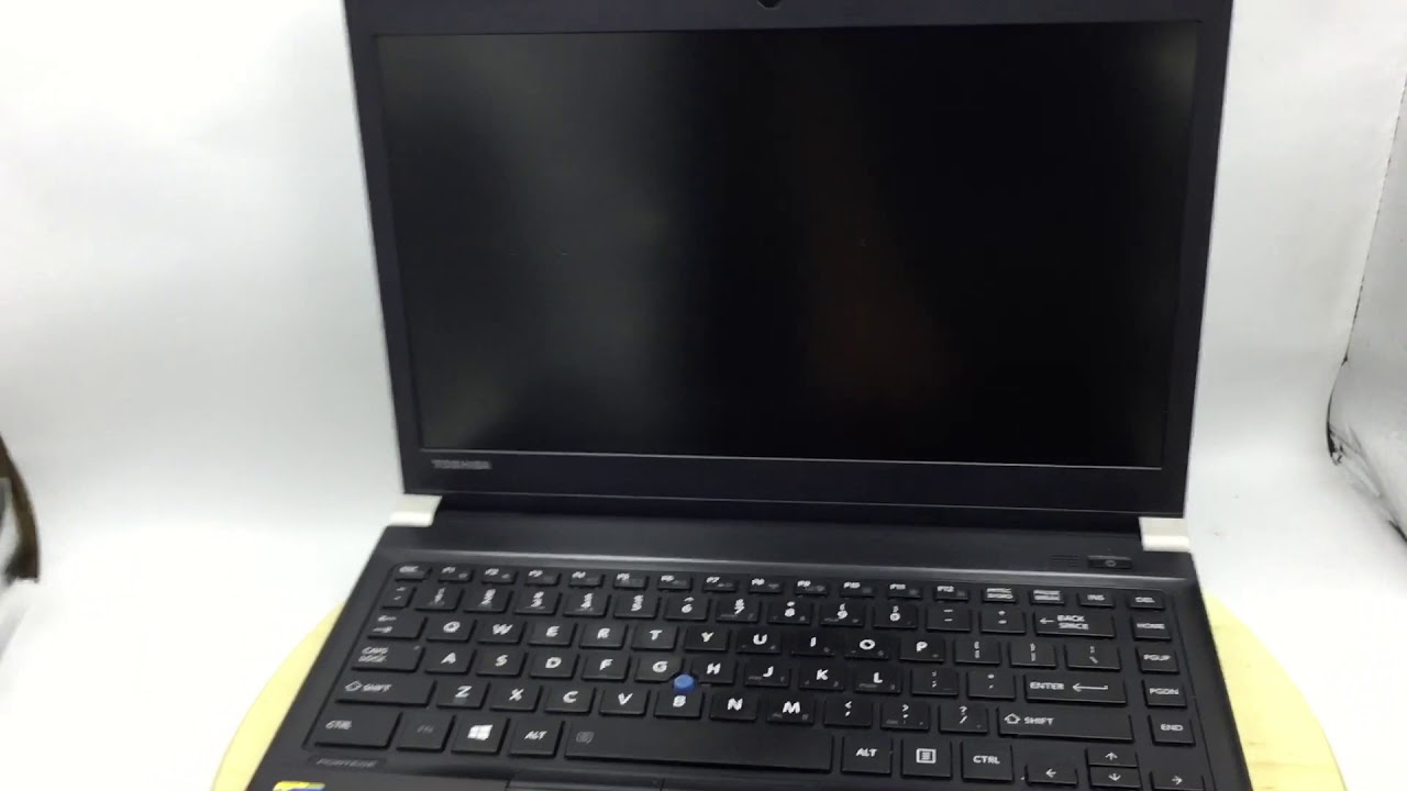 Laptop Toshiba R30A - YouTube