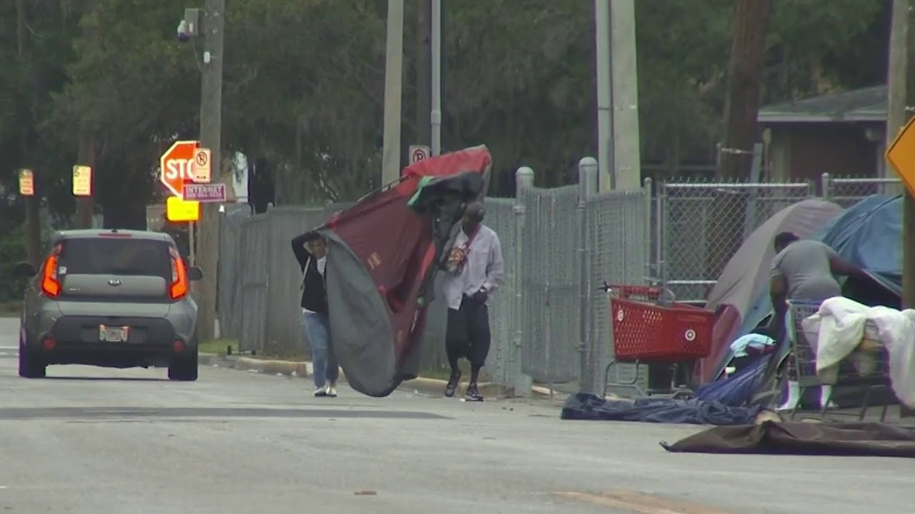 Volunteers seek solutions to homelessness in Central Florida - YouTube