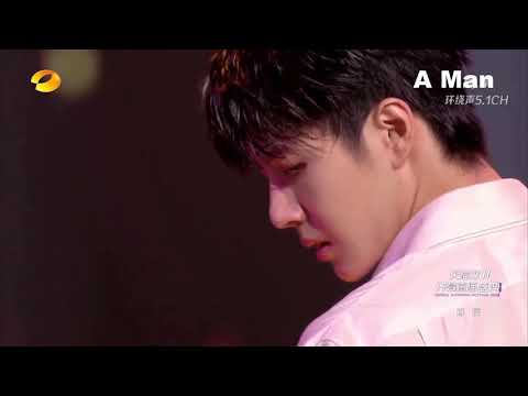 Versace on the Floor - Global Shopping Festival 2020 - YiBo - Vương Nhất Bác