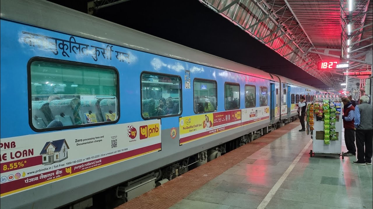 12068 Jorhat Town-Guwahati Jan Shatabdi Express Arriving at Lumding Jn ...