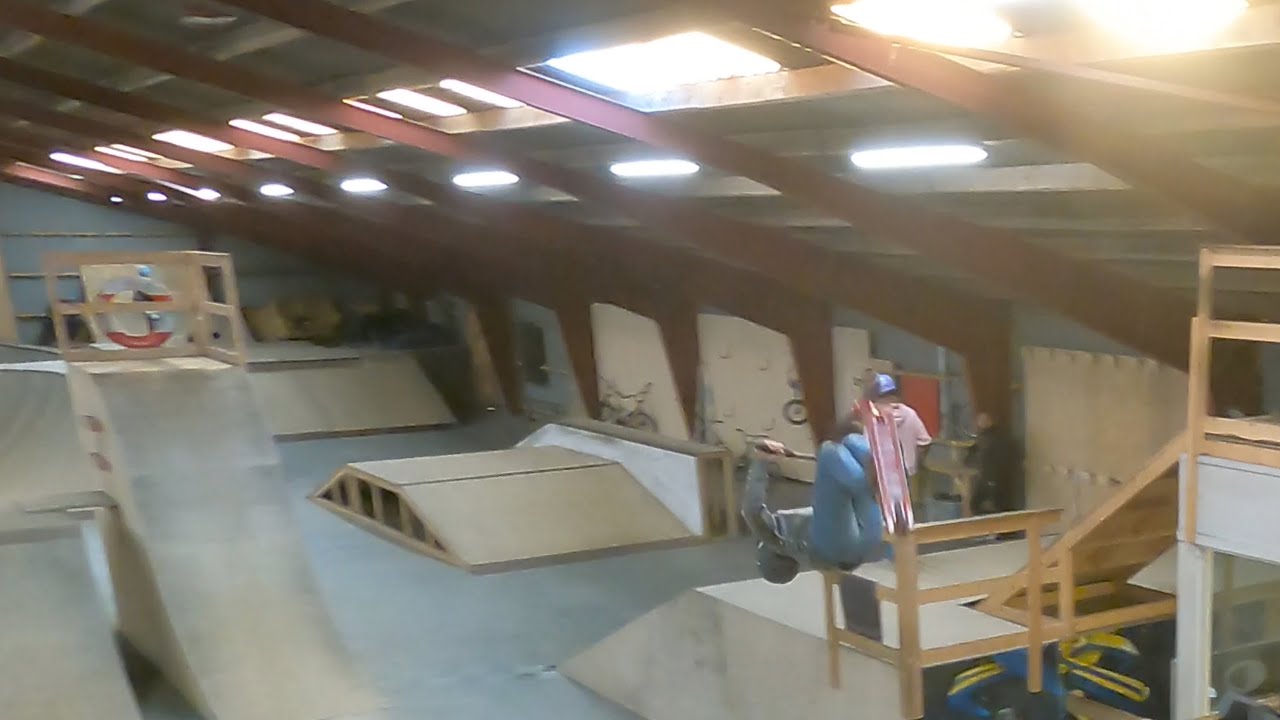 skater i hal 22 - YouTube