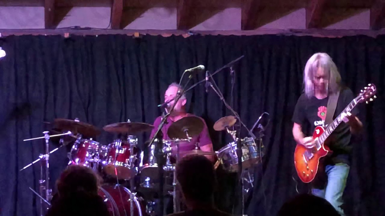 Aqualung (Jethro Tull cover) Tim Reynolds & TR3 Mick Vaughn, Dan ...
