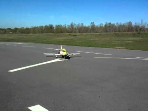 T45 jetlegend premier roulage.MOV - YouTube
