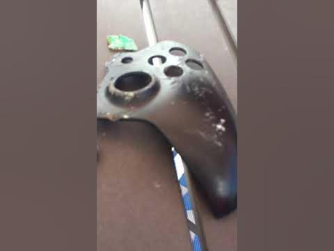 Breaking a controller #insane - YouTube