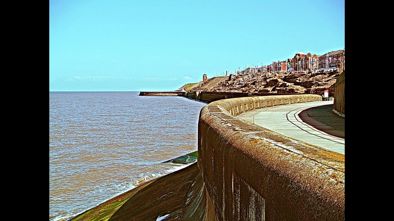 Blackpool Sea near Bispham. - YouTube
