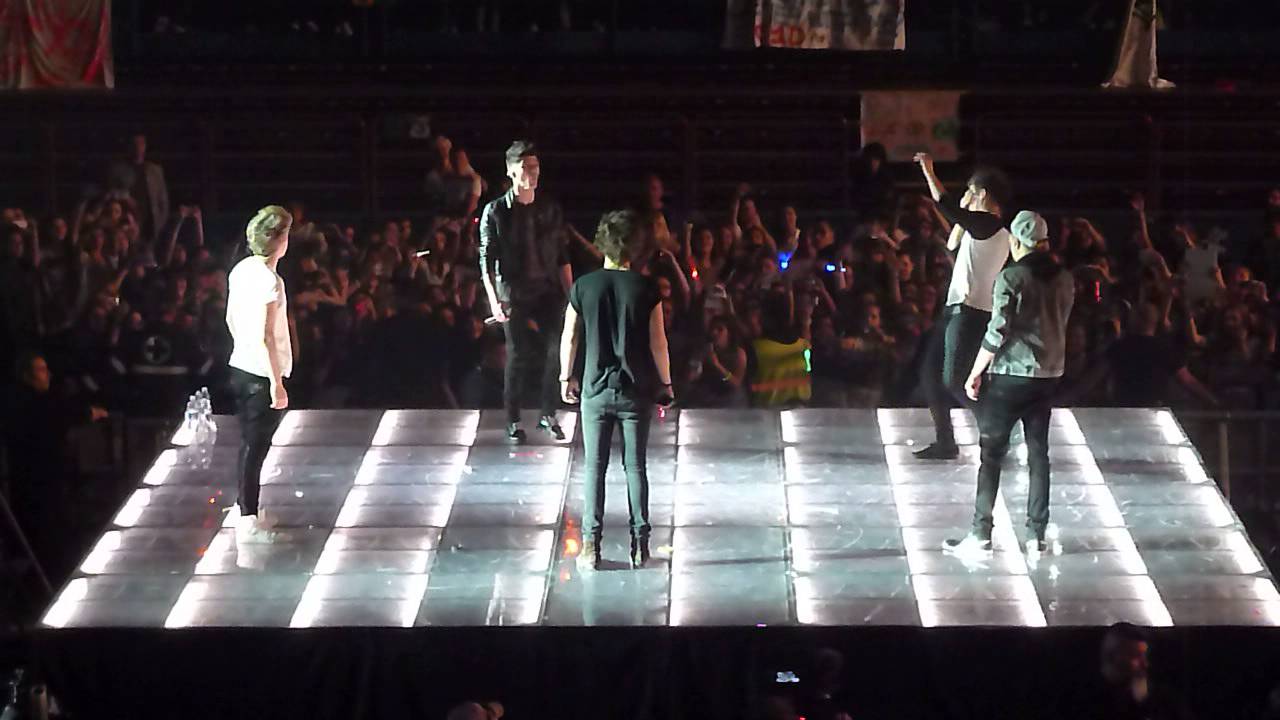 One Direction TMH Milan, Italy - FOOTBALL MATCH WITHOUT THE BALL ...