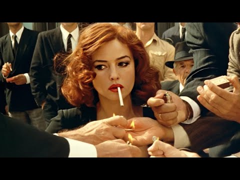 ضابط بيرجع من الحرب بيكتشف إن مراته بقت اشهر فتاة ليل فى المدينة.ملخص فيلم \