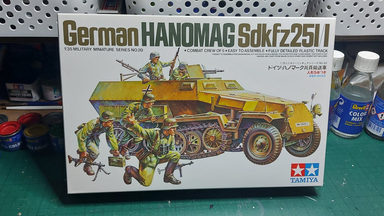Tamiya 35020 Hanomag Sdkfz 251/1 1:35 photo build - YouTube