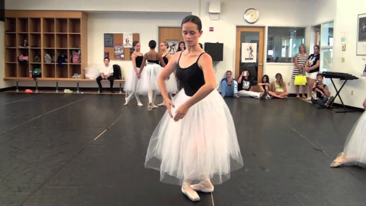 Eliana's Solo - Ballet Rep 2014 - Les Sylphides - YouTube