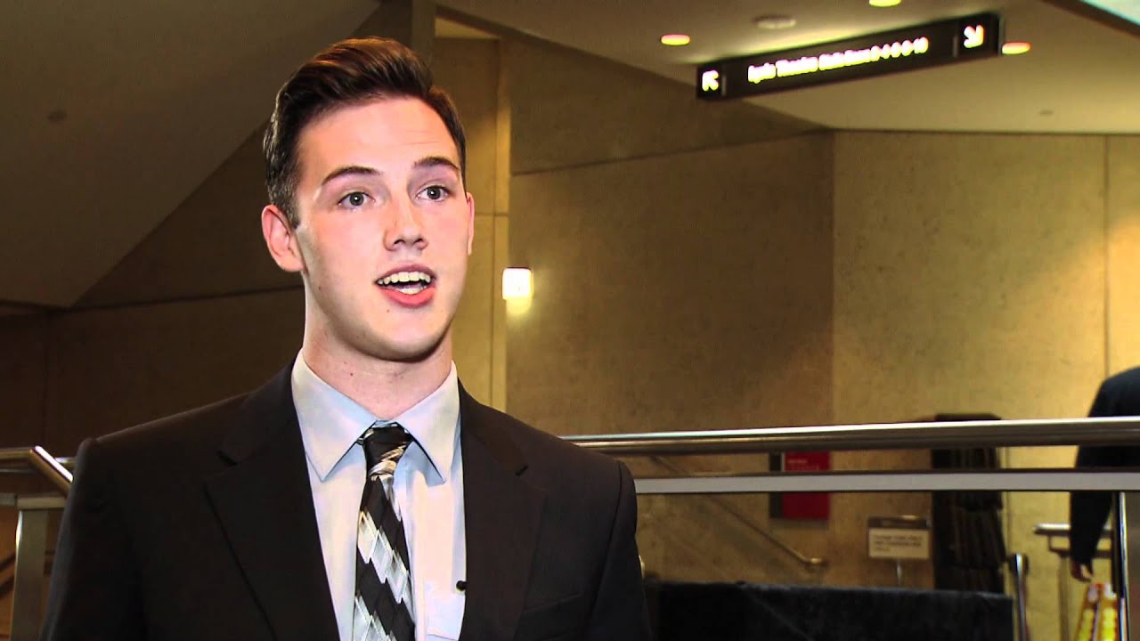 MEET THE CAST - Declan Egan plays Bob Gaudio - YouTube