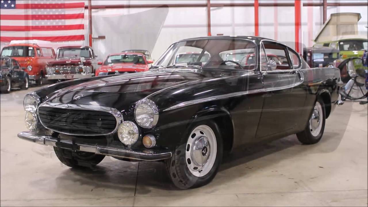 1965 Volvo P1800 - YouTube