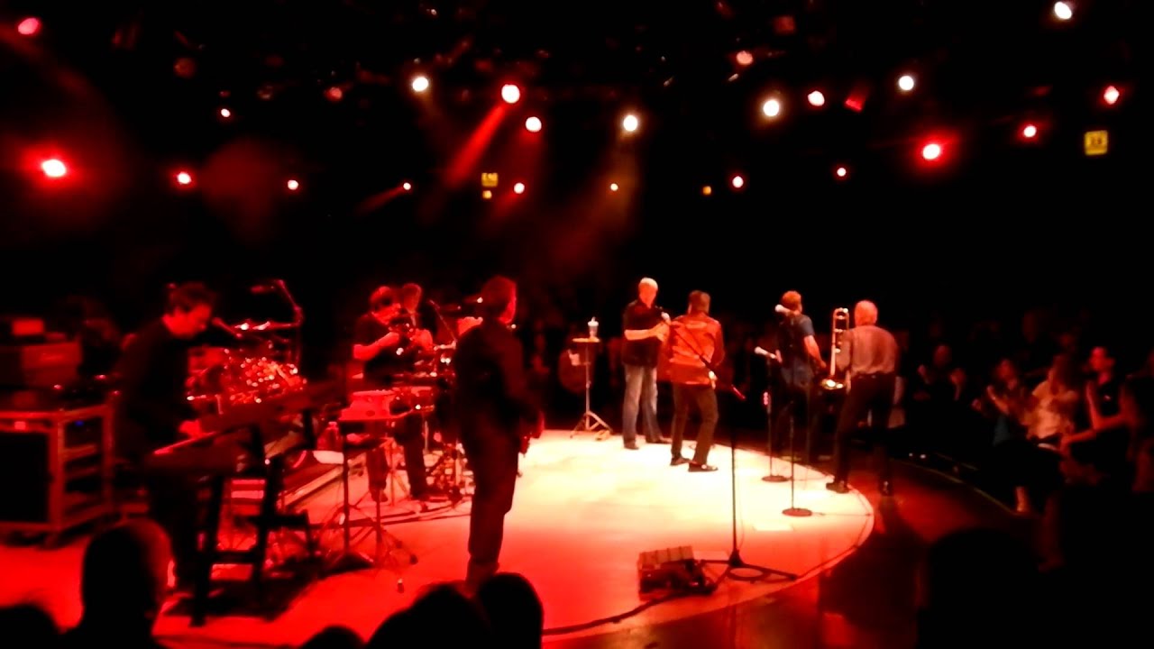 Chicago "25 or 6 to 4" Live - Westbury, NY 4/27/2012 - YouTube