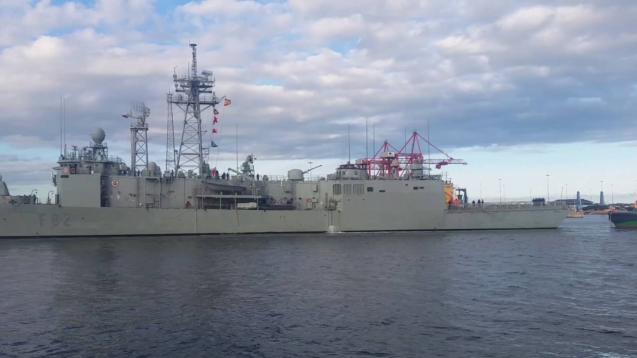 The Spanish Navy Frigate /Victoria coming into Dublin 20th October 2016 ...