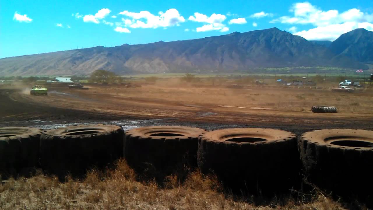 Paradise Speedway Maui Stock Car Racing - YouTube