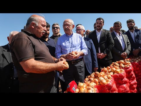 Kemal Kılıçdaroğlu, mevsimlik tarım işçileriyle görüştü