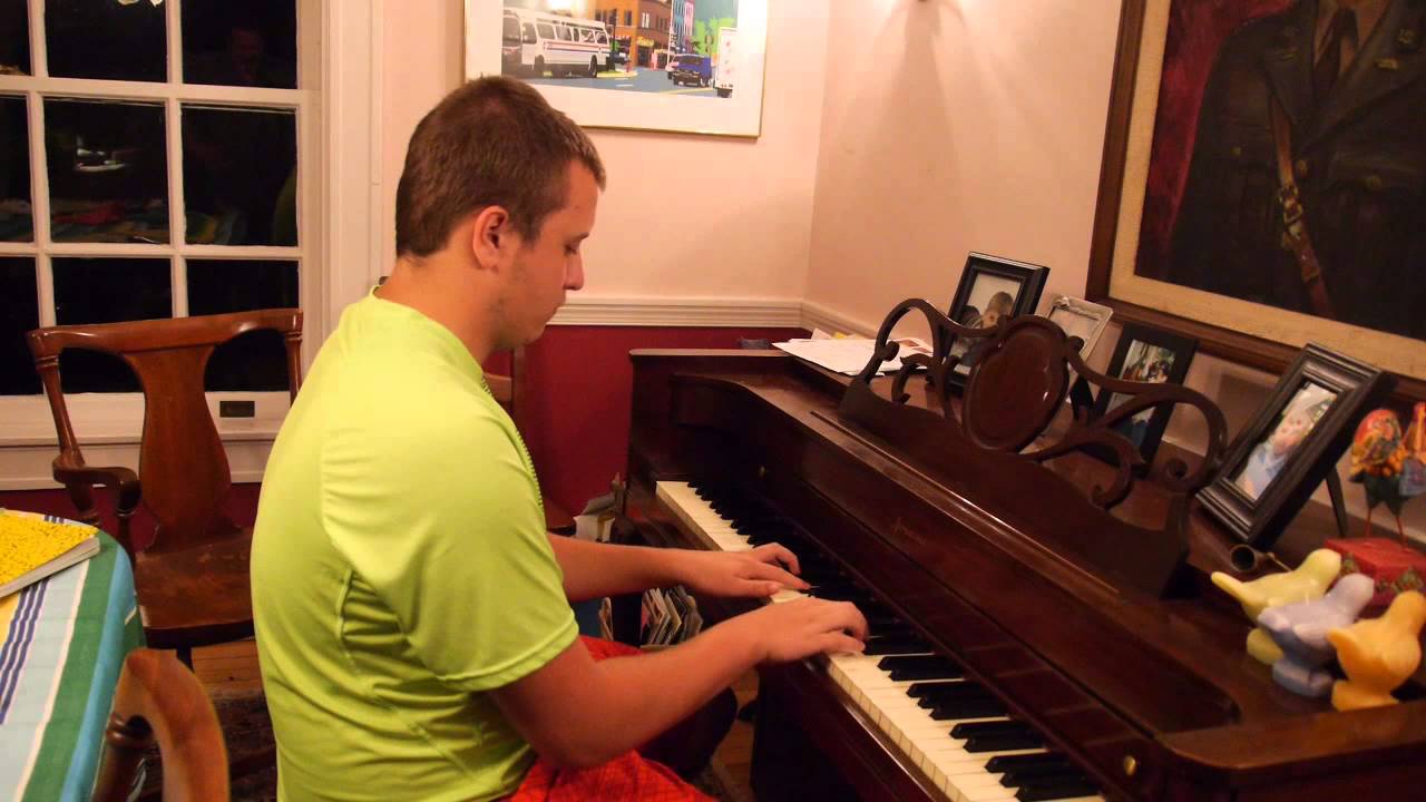 Evan Plays Handel - YouTube