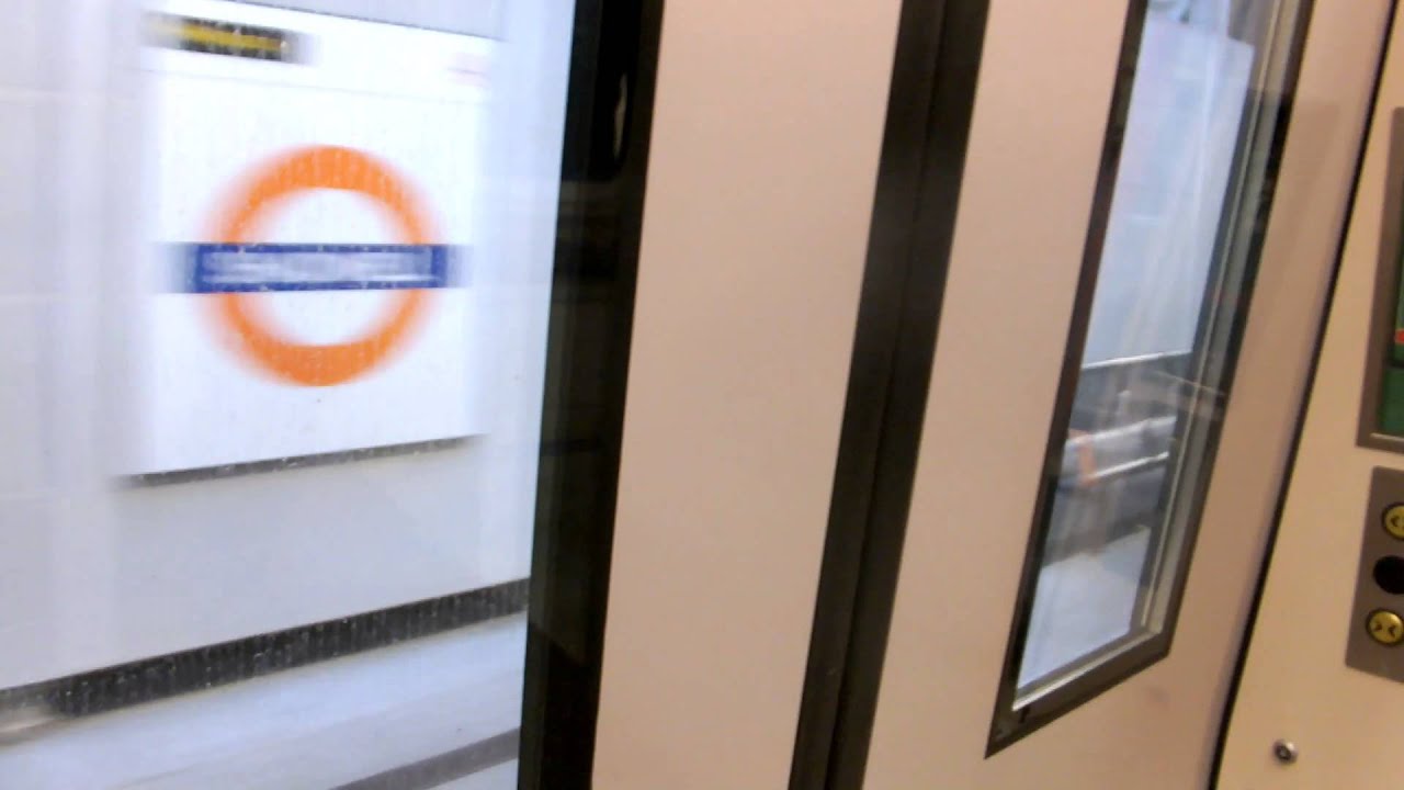 Arrival with London Overground Class 378 180 at Shadwell - YouTube