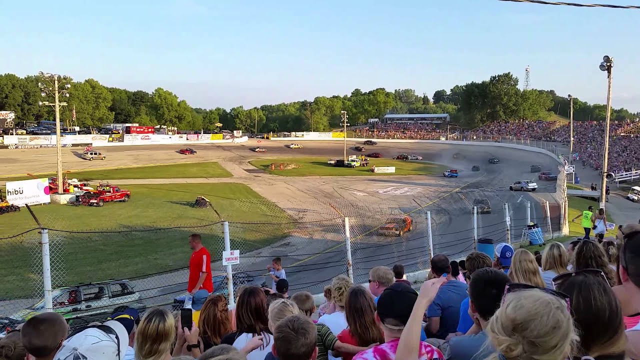 Slinger Speedway slamfest 2015 - YouTube