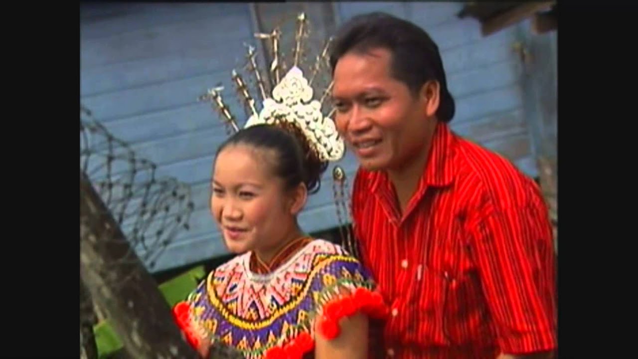 Joget Bajik Bajik Indu Dara Sarawak_Nelson Nehru - YouTube
