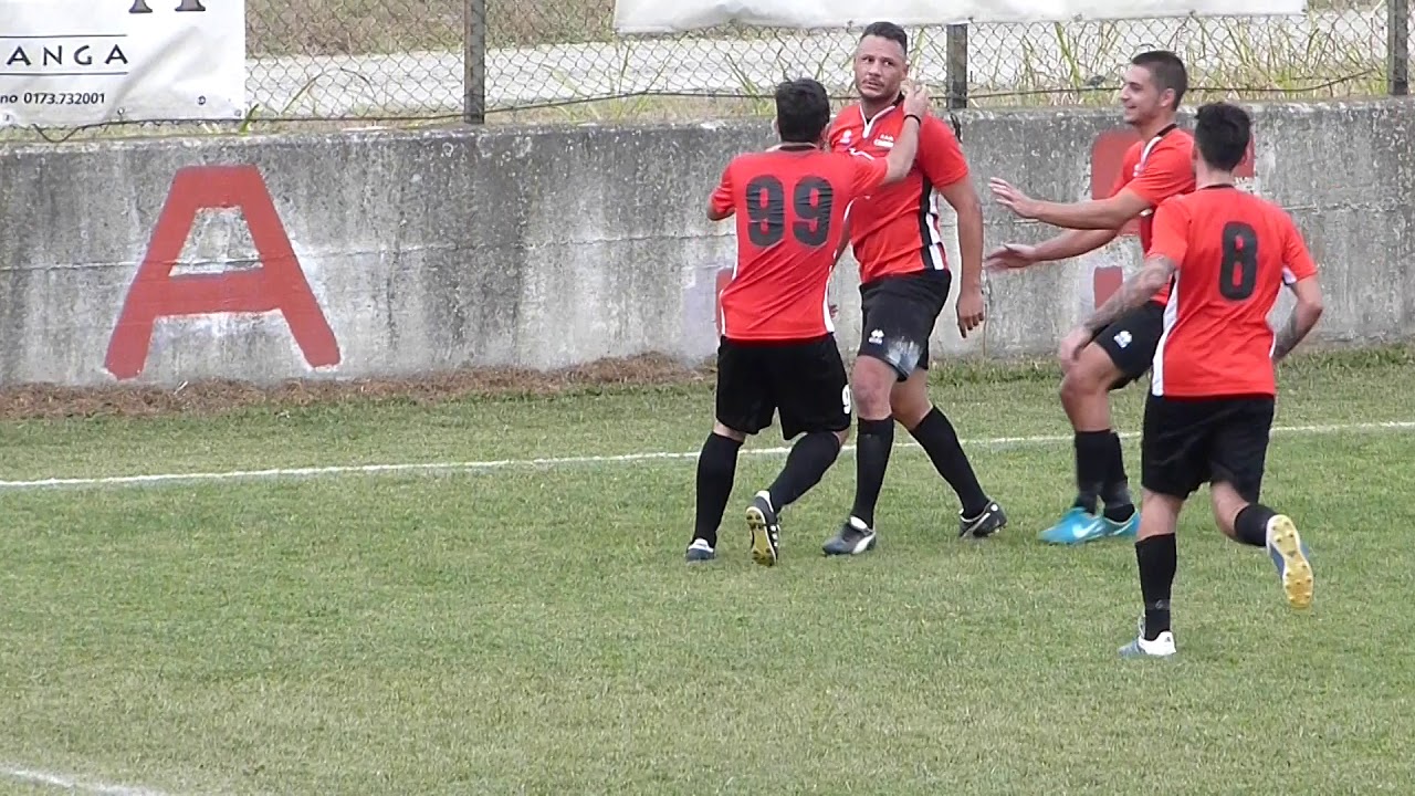 Carrù - Sanfrè - Il calcio di rigore di Alessandro Ronga - YouTube