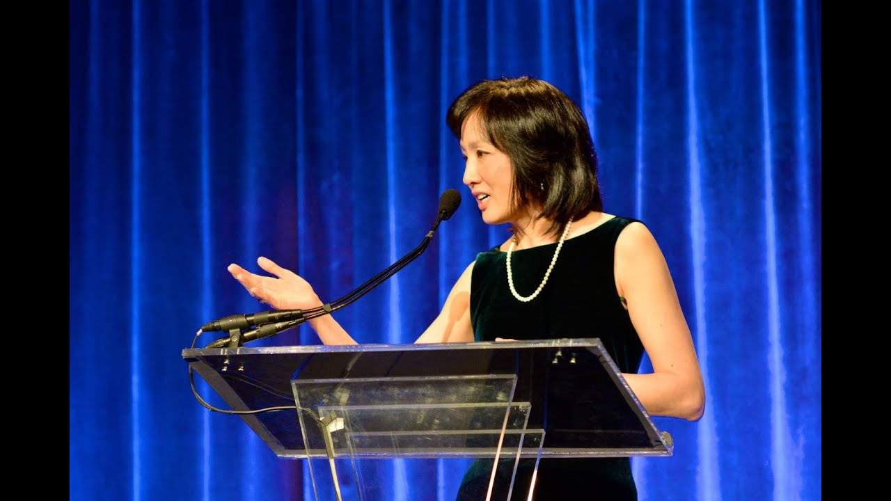2016 Women's Leadership Award: Michelle K. Lee - YouTube