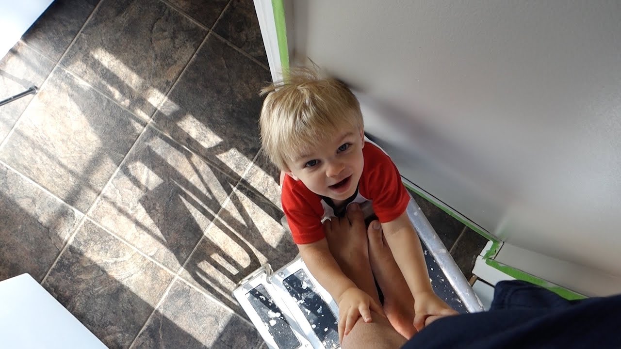 BIG LITTLE HELPER! - YouTube
