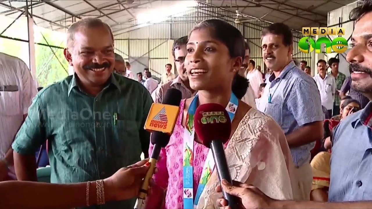 SAF Games winner K.V Sajith honoured by colleagues in Kozhikode - YouTube