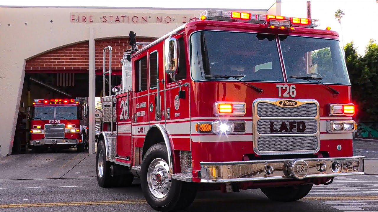 LAFD Light Force 26 Responding - YouTube