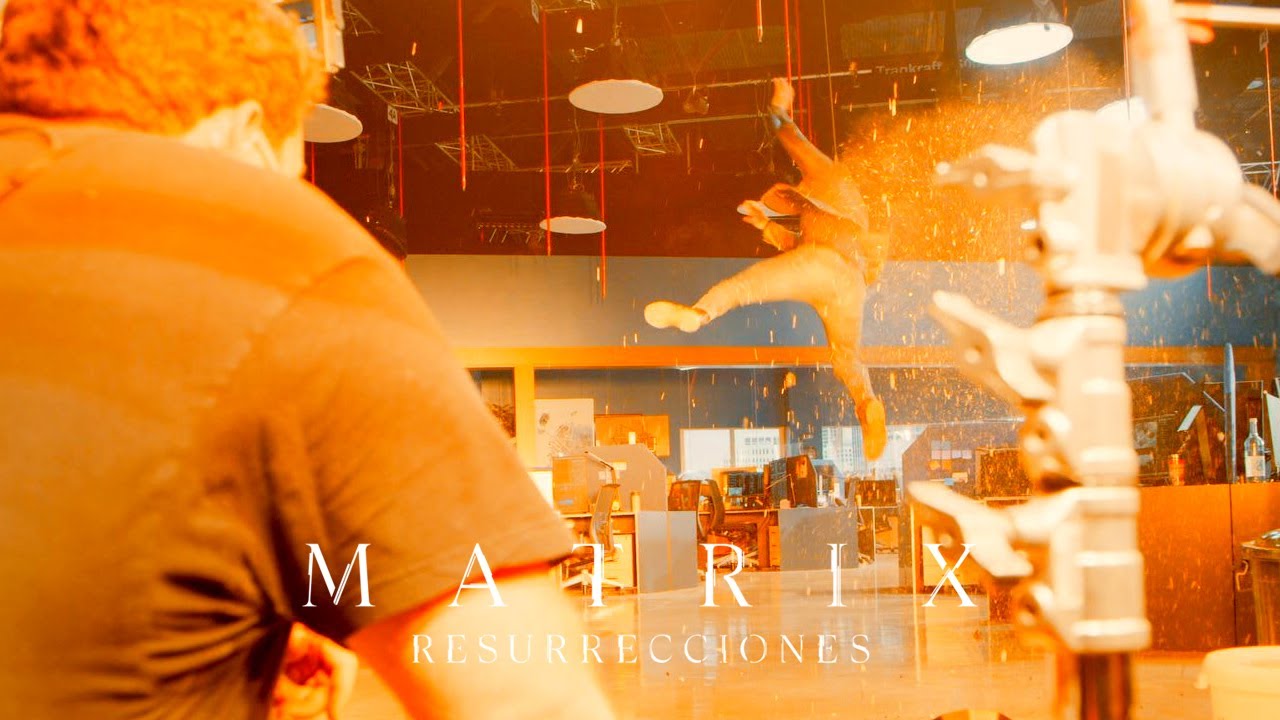 The Matrix Reactions: Deus Ex Machina - The Matrix Resurrections - YouTube