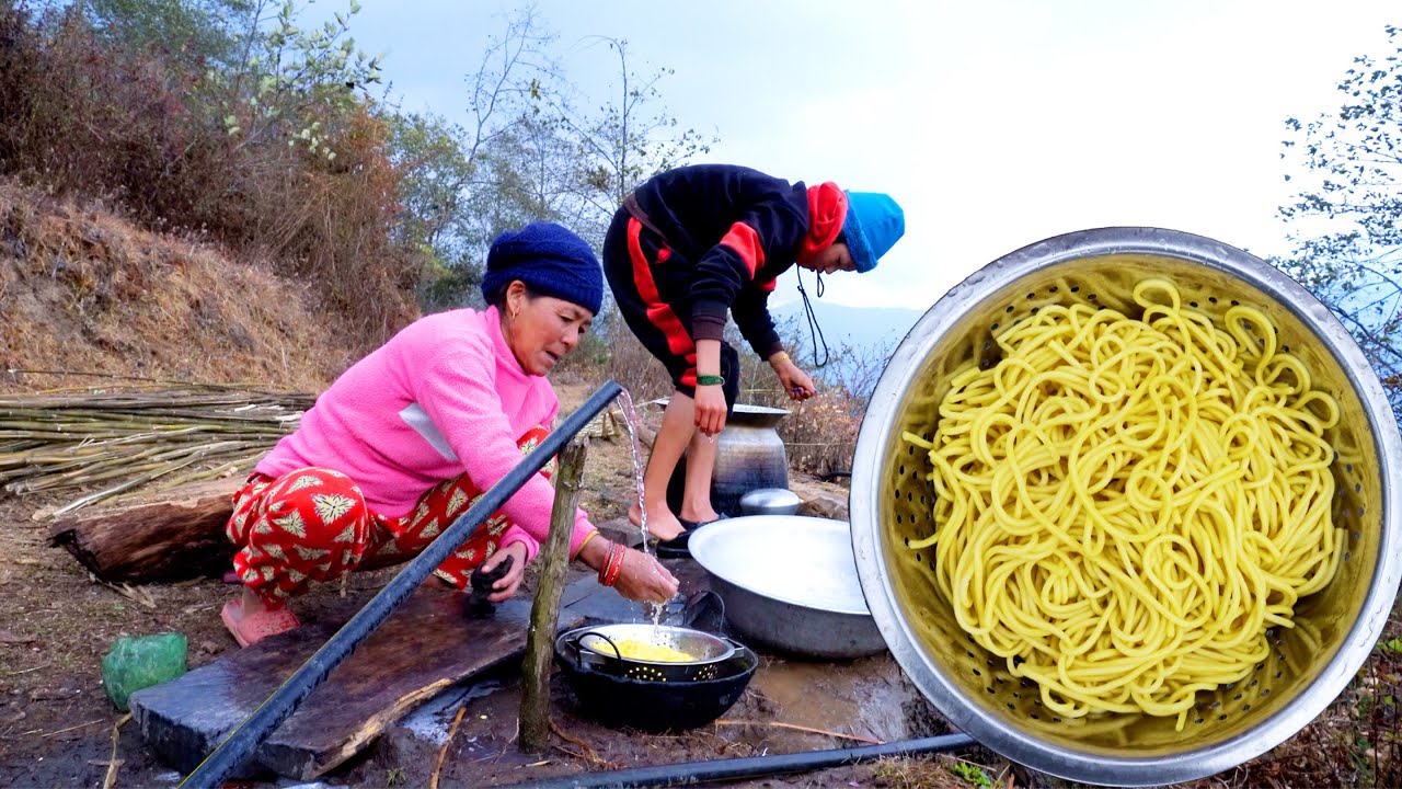 jungle man family cooking noodles for snack || @junglefamilycooking ...