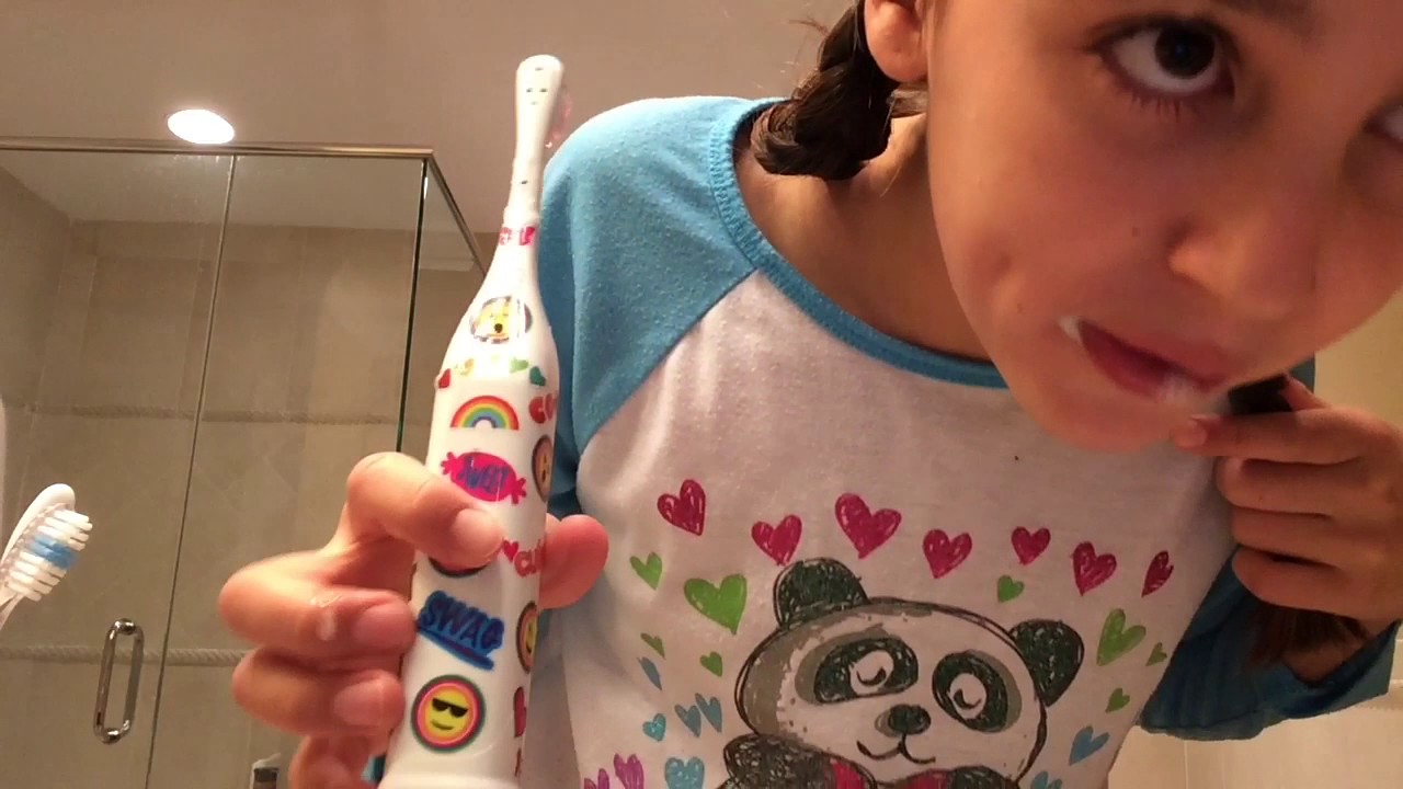 Alexa's Night Routine 😴 - YouTube