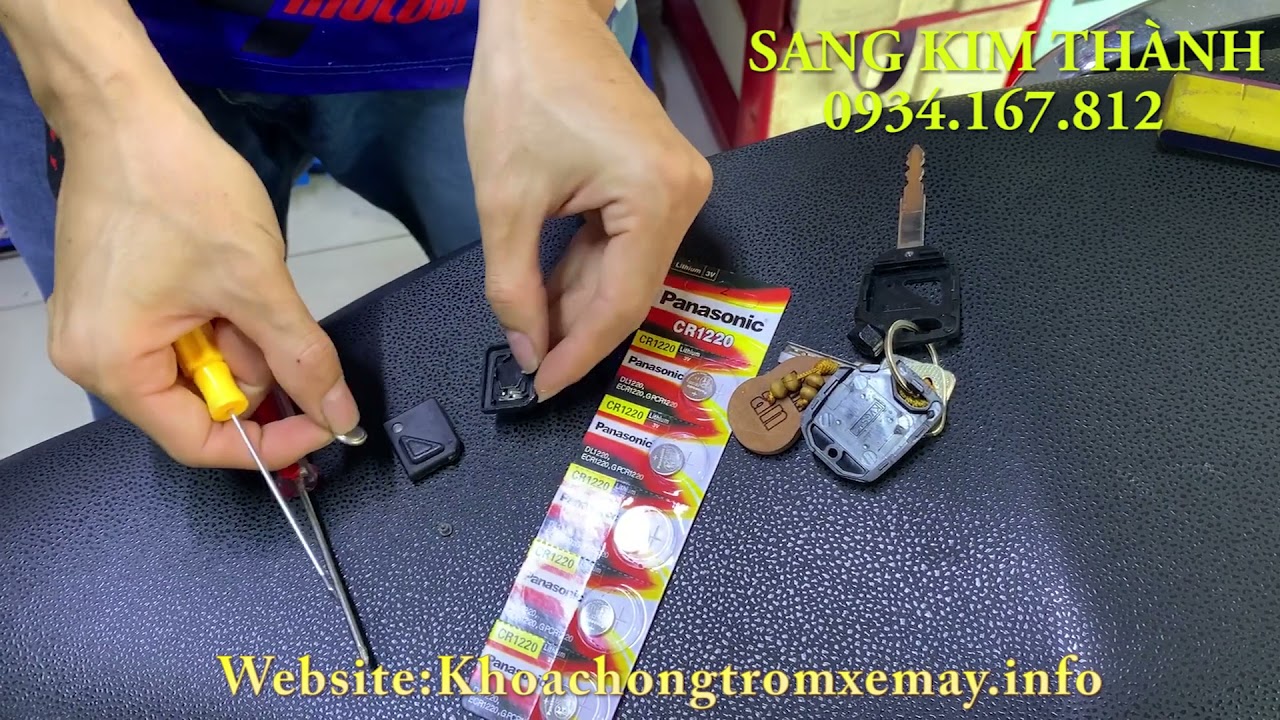 Hướng Dẫn Thay Pin Remote Tìm xe Honda Sh, sh mode, Vario, Airblade ...