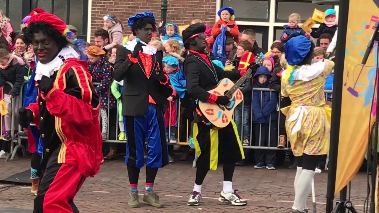 Pop-up Sinterklaas Kinderkoor Intocht 2016 - YouTube