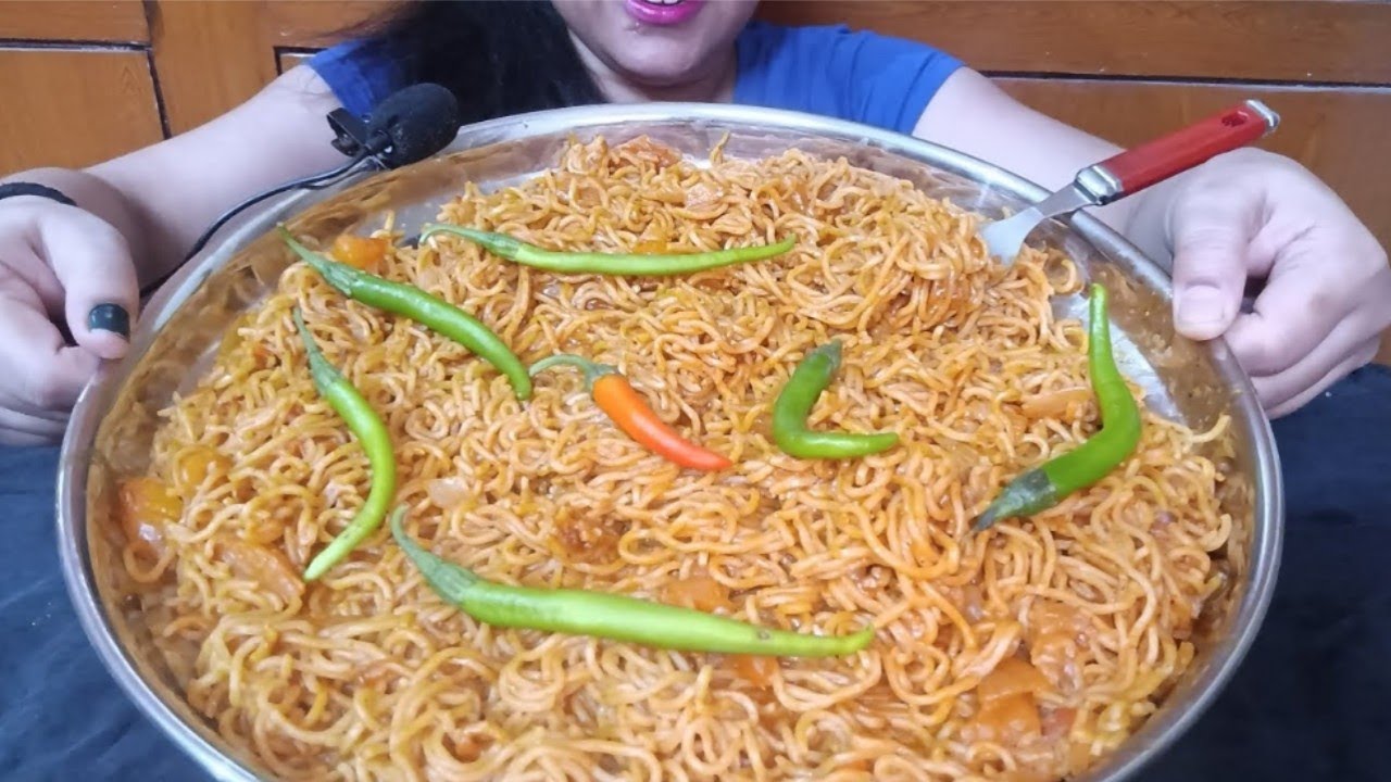 ASMR Mukbang Spicy Maggi noodles challenge ll Indian Street food Maggi noodles masala Challenge ...