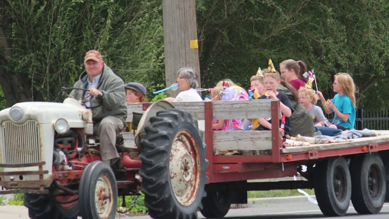 Highland Residents Parade - YouTube