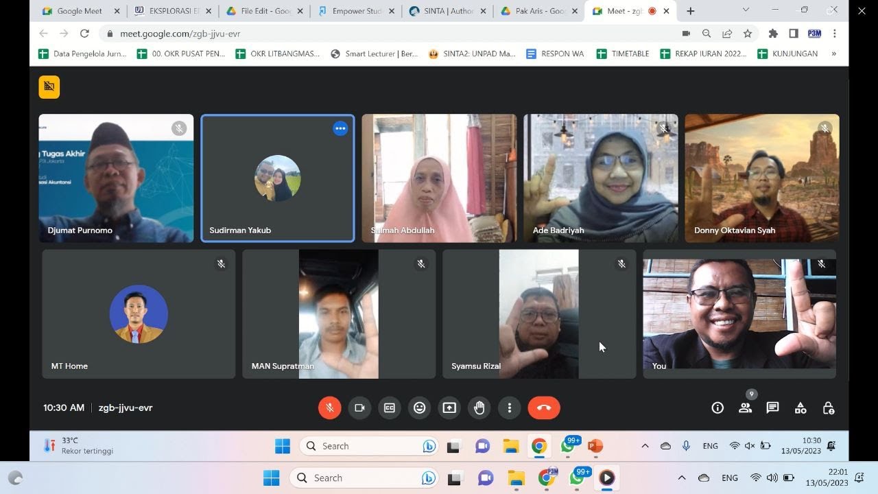 Donasi Buku Politenik LP3I Jakarta Untuk Budaya Literasi Generasi Muda ...