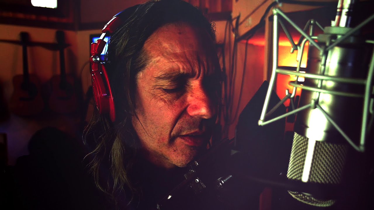 Steve Gower- The Same Thing (Muddy Waters) - YouTube