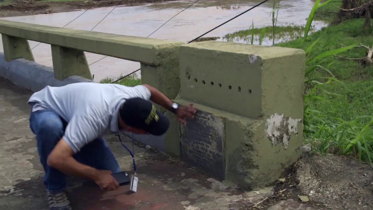 Challenges in Rebuilding Puerto Rico Infrastructure - YouTube