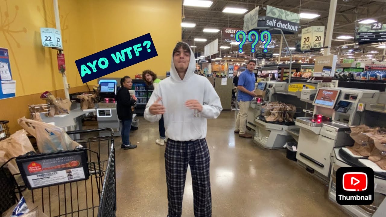 Screaming Weird intros in Public PT.1 - YouTube