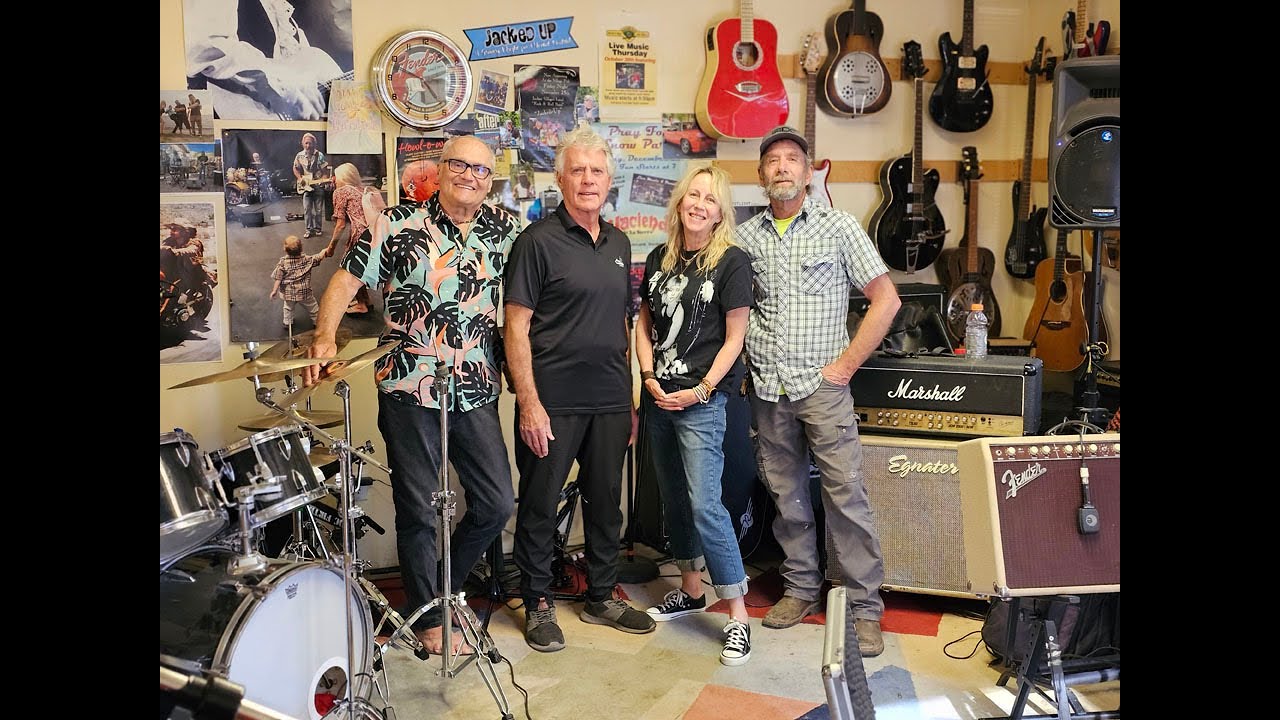 Serious Blues Happening at the Studio! - YouTube