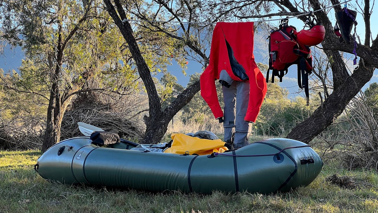 Solo packrafting - Alpacka Ranger packraft - Jackadgery 1.5m - YouTube