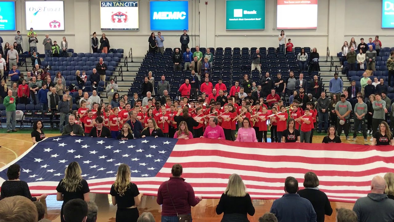 Star Spangled Banner performed by SMS 7th grade band before Maine Red ...