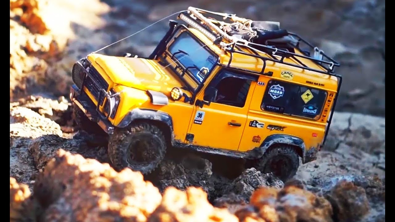 RC Trucks Camel Trophy Action OFF Road - MST CMX Land Rover Defender ...