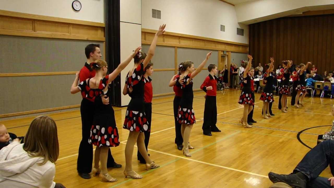 "Last Christmas" Cha-cha-cha -- by JrTue Team (WeaverLane07) - YouTube