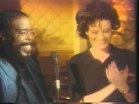 Lisa Stanfield duet with Barry White-All Around The World - YouTube