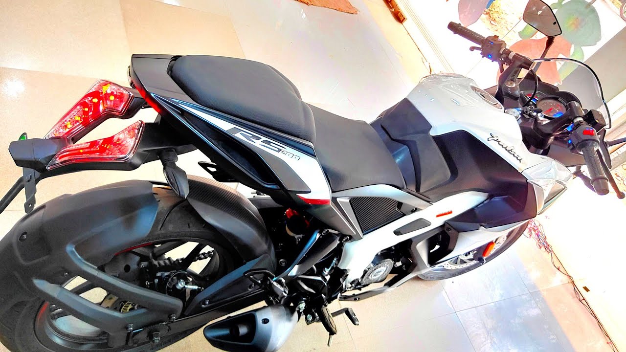 Finally Here is the New Bajaj Pulsar RS 200 ABS Detailed Review | On ...