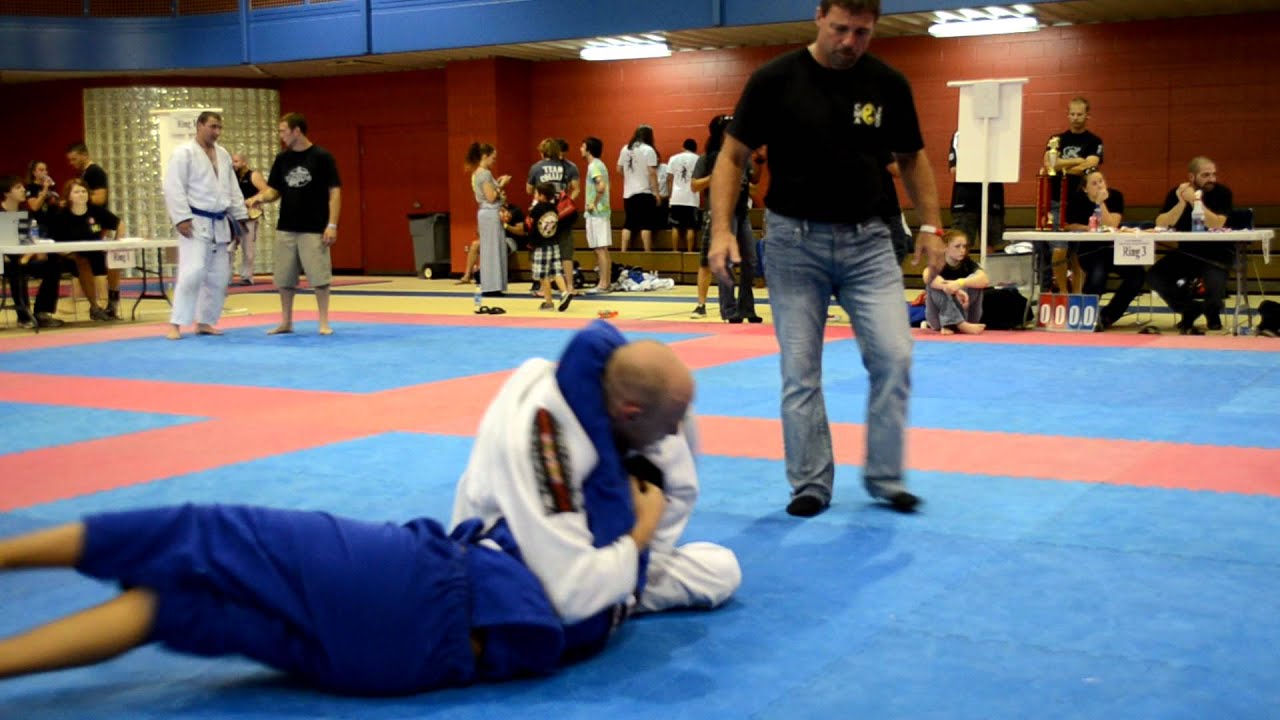 Guy Talley Mens White Belt Gi Match - YouTube