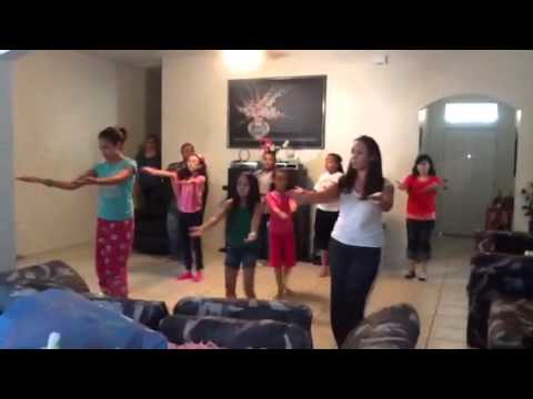 Hukilau Hula Dance - YouTube