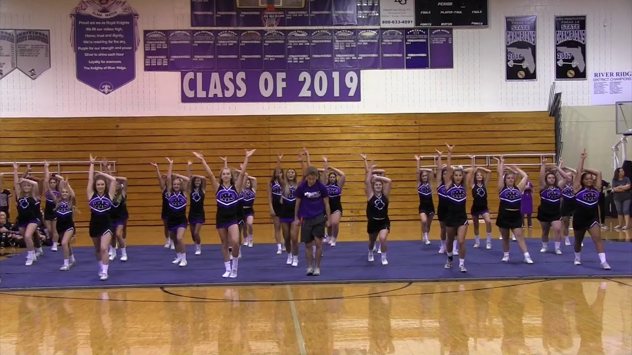 Cheerleading HoCo Pep Rally Performance - YouTube