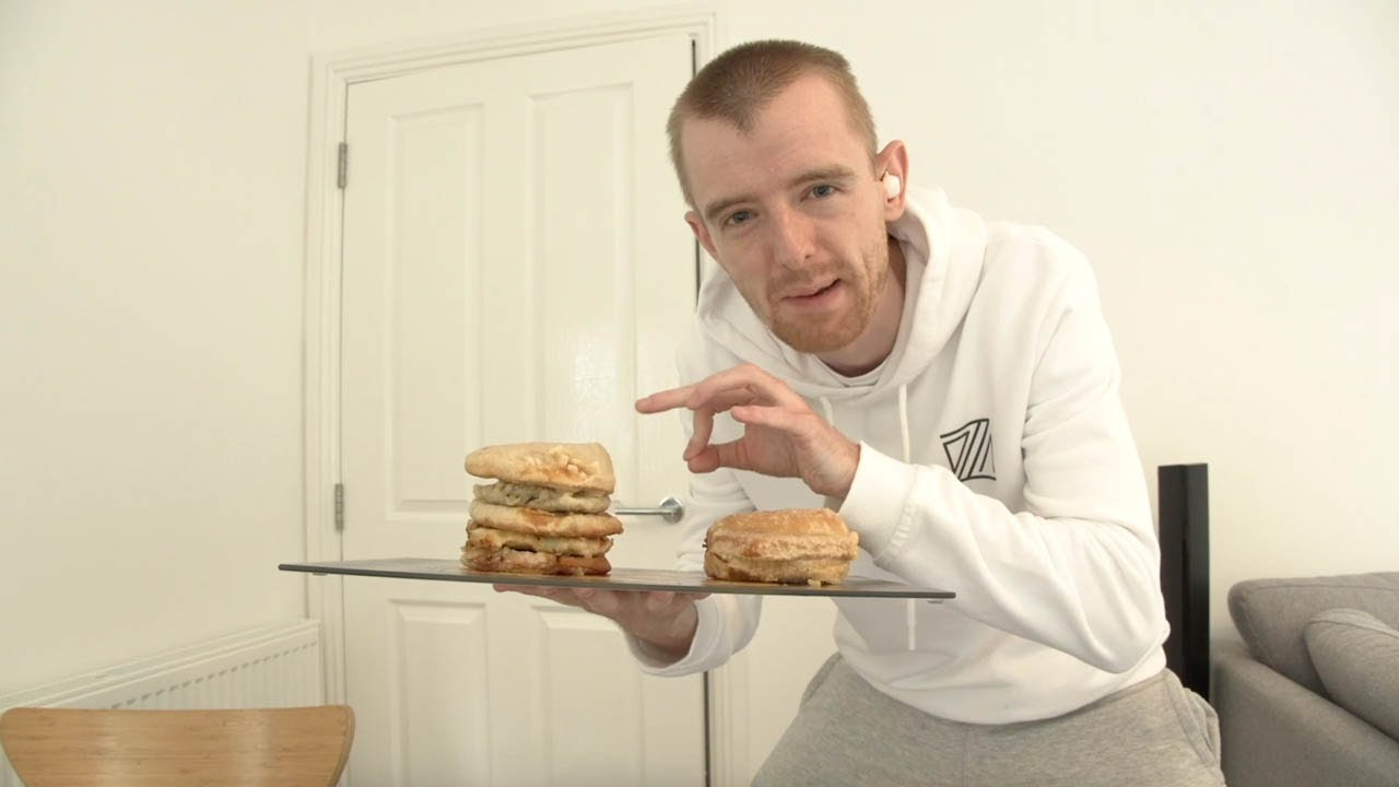 Hungry Scot Creates Deep Fried Big Man - YouTube